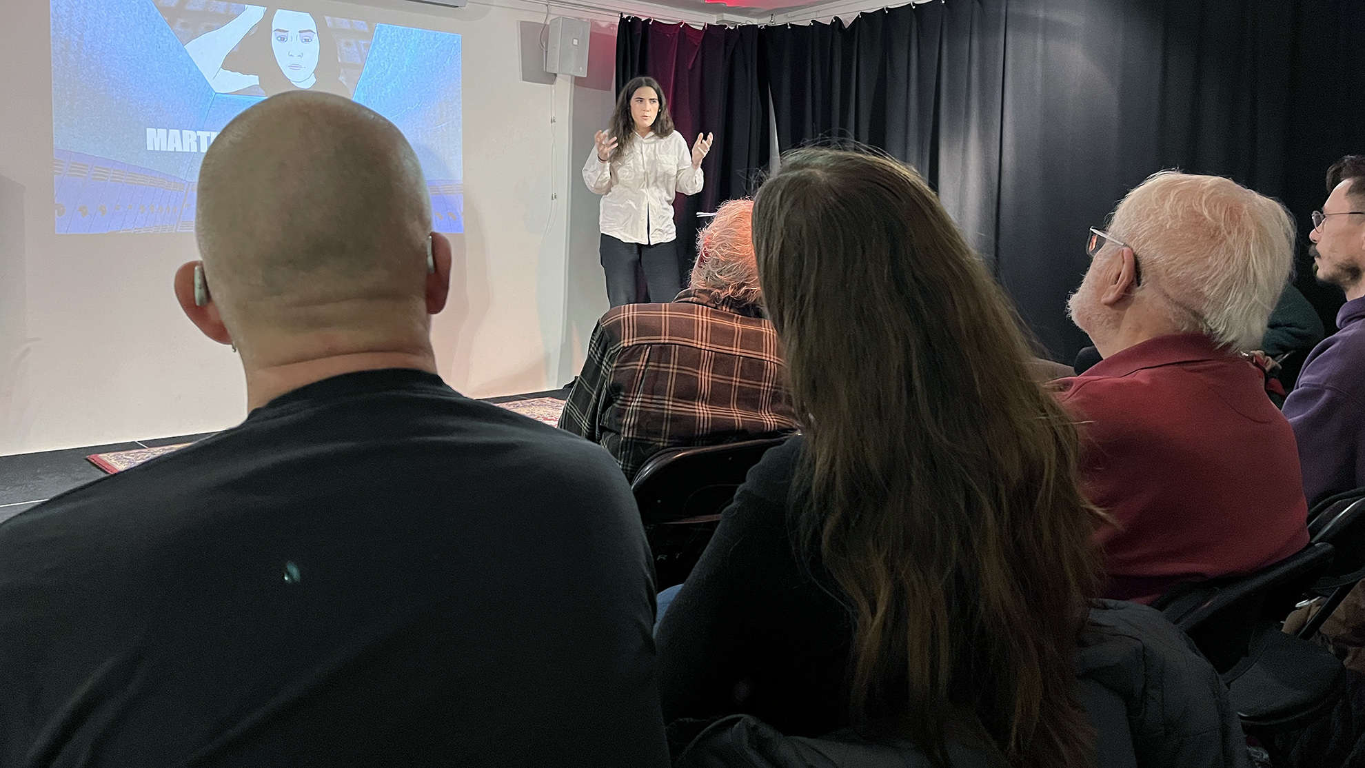 Randaberg kommune - NRK-journalist Martha Antonette Solli prøver å ...